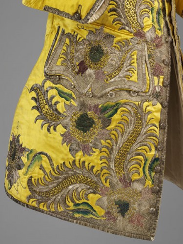 Terminology: Sequins vs. Spangles (& their history in fashion) - The ...