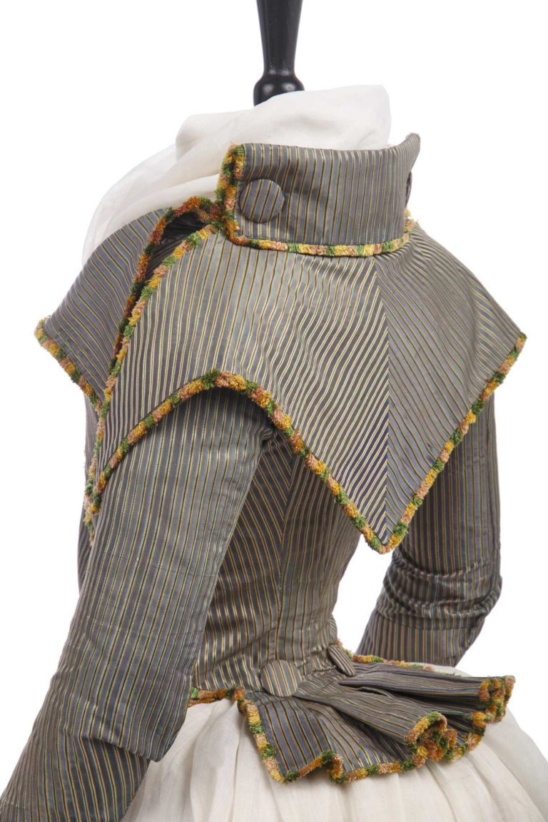 Horizontal or vertical? Striped sleeves on 1770s-1790s gowns & jackets ...