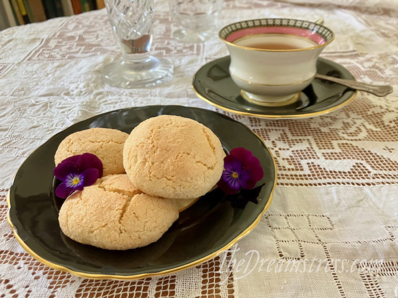 Recipe: To make Ratafia Biscuits (aka, Ratafia Cakes) - The Dreamstress