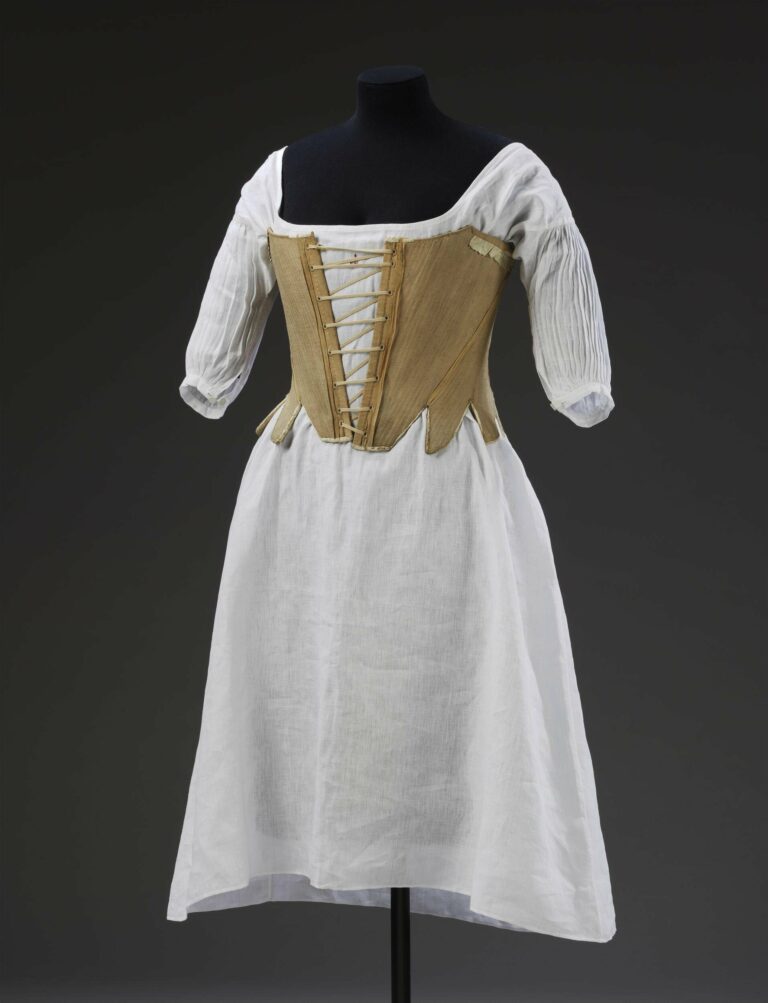 Stays & Stay Tab Shapes - The Dreamstress