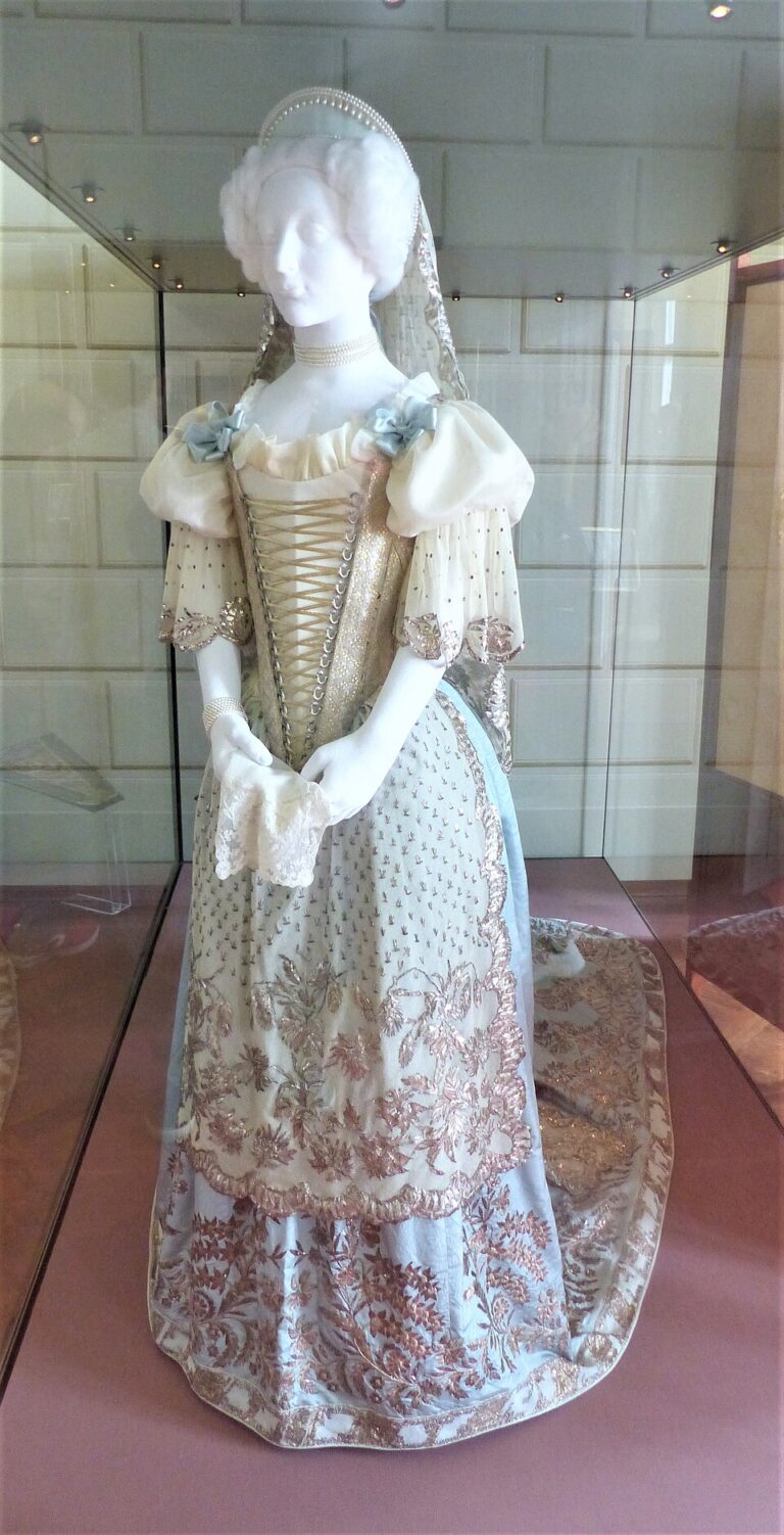 ourt dress worn by Rhédey family, inc 1916 coronation of Charles IV of ...